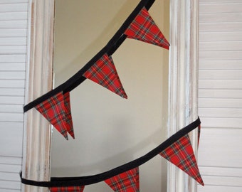 5 1/2 Feet of Red and Black Scottish Tartan Checked Fabric Celebration ...