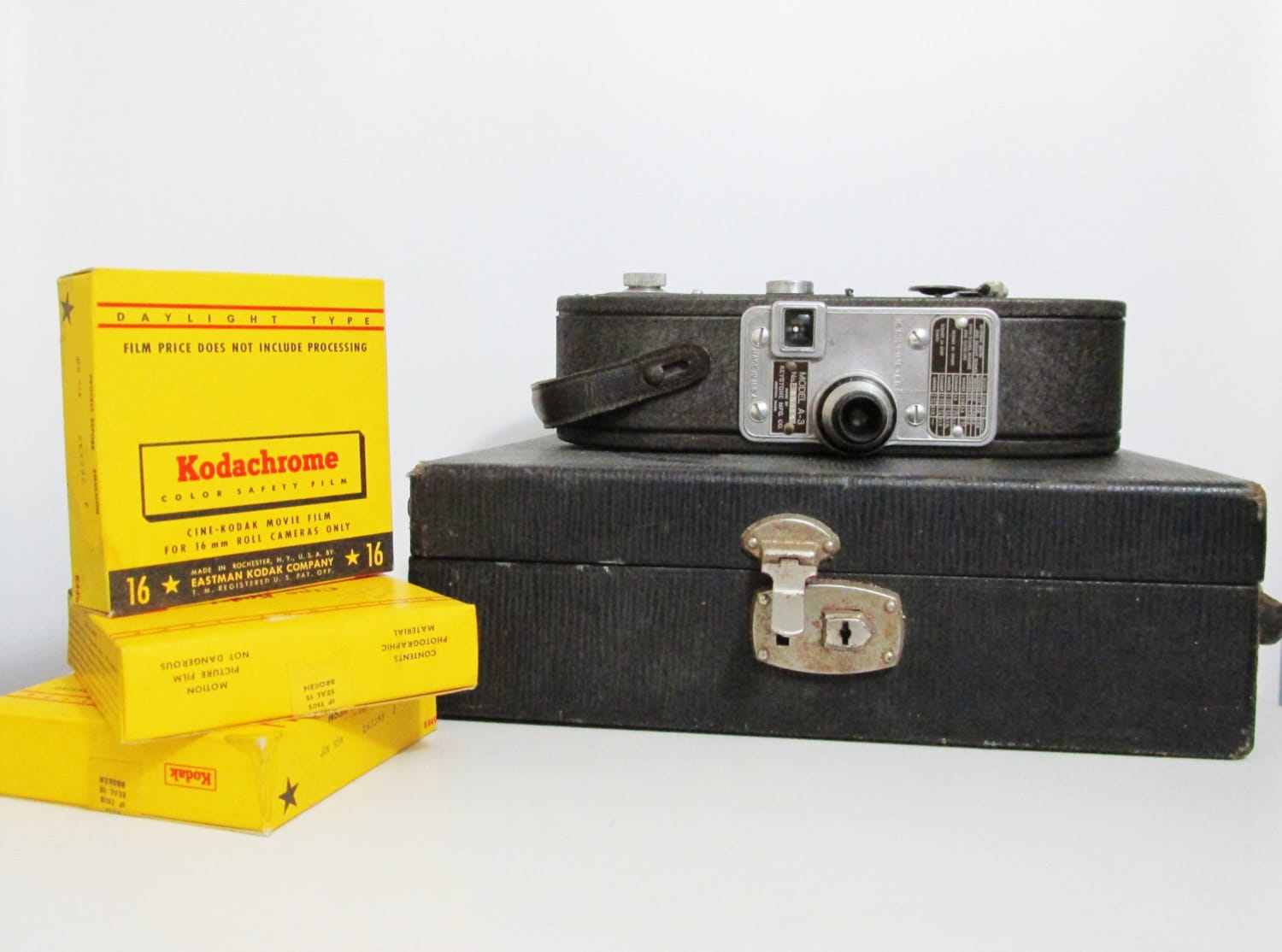 Vintage Keystone A-3 16mm Movie Camera with Film and Case