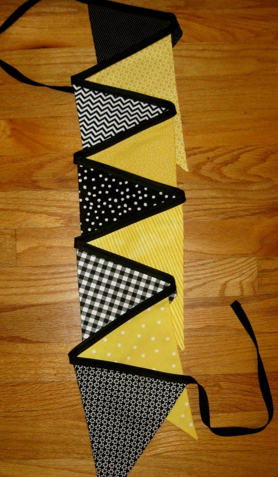 Items similar to Yellow and Black Fabric Bunting Banner - Bumble Bee ...