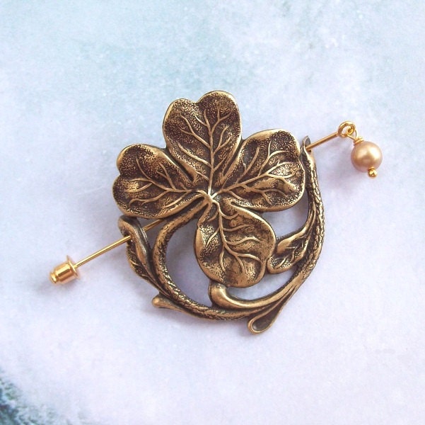 Shamrock Shawl Pin Celtic Lapel Pin Gold Hat Pin brass