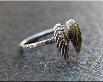 Angel wings ring | Etsy