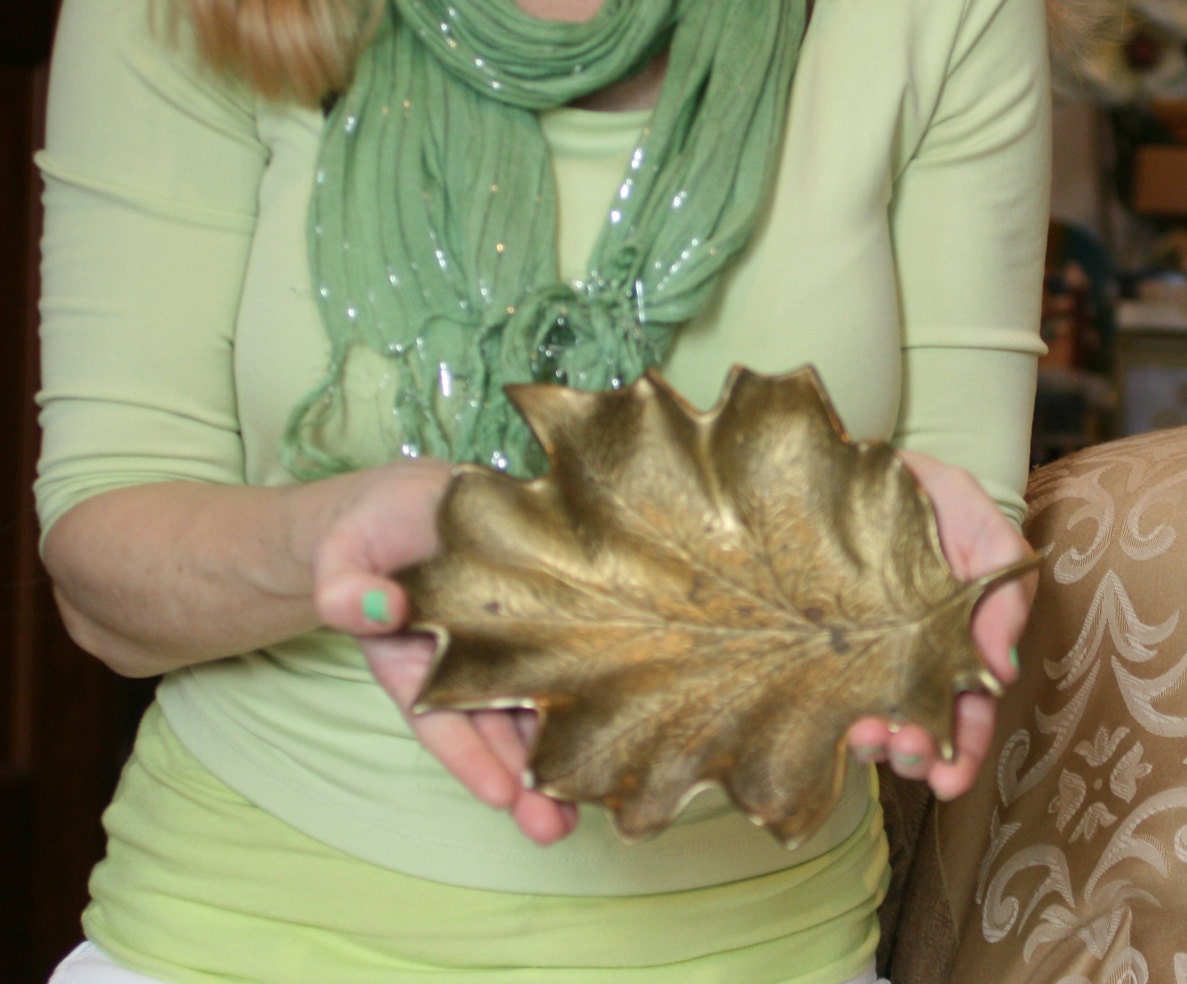 Vintage CAMBRON Brass Leaf Solid Brass Leaf Plate.