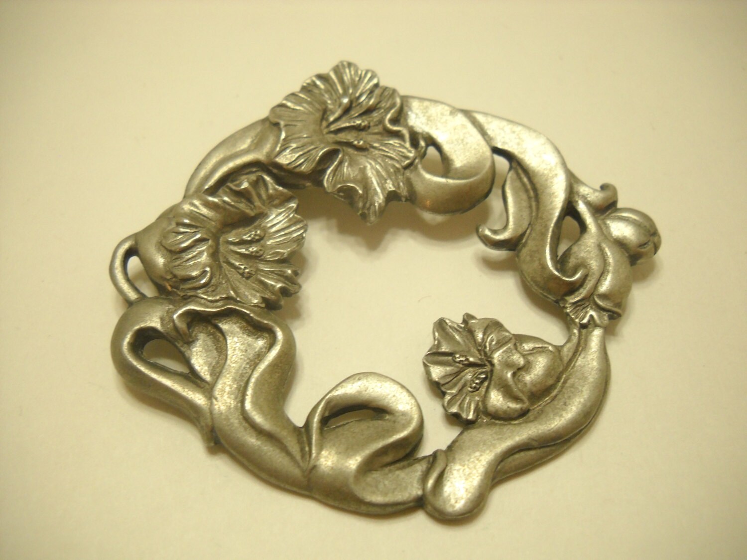 Vintage 1986 Seagull Pewter Brooch 1637 Canada