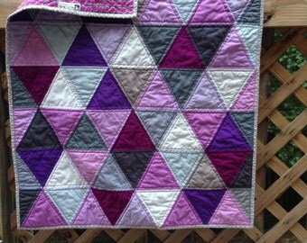 Popular items for triangle quilts on Etsy