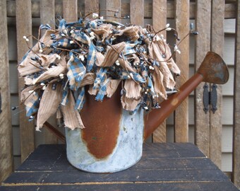 Rusty watering can | Etsy