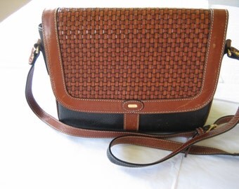 Popular items for flap closure on Etsy