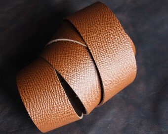 Popular items for leather strip on Etsy