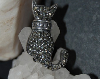 Vintage Cut Out Sterling Silver Kitty Cat Oval by BadKittyCrafts