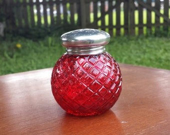 Popular items for powder shaker on Etsy