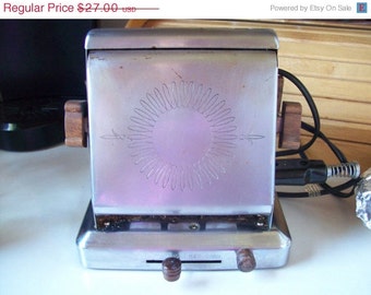 20% OFF Vintage Toaster, 1930's, Heatmaster