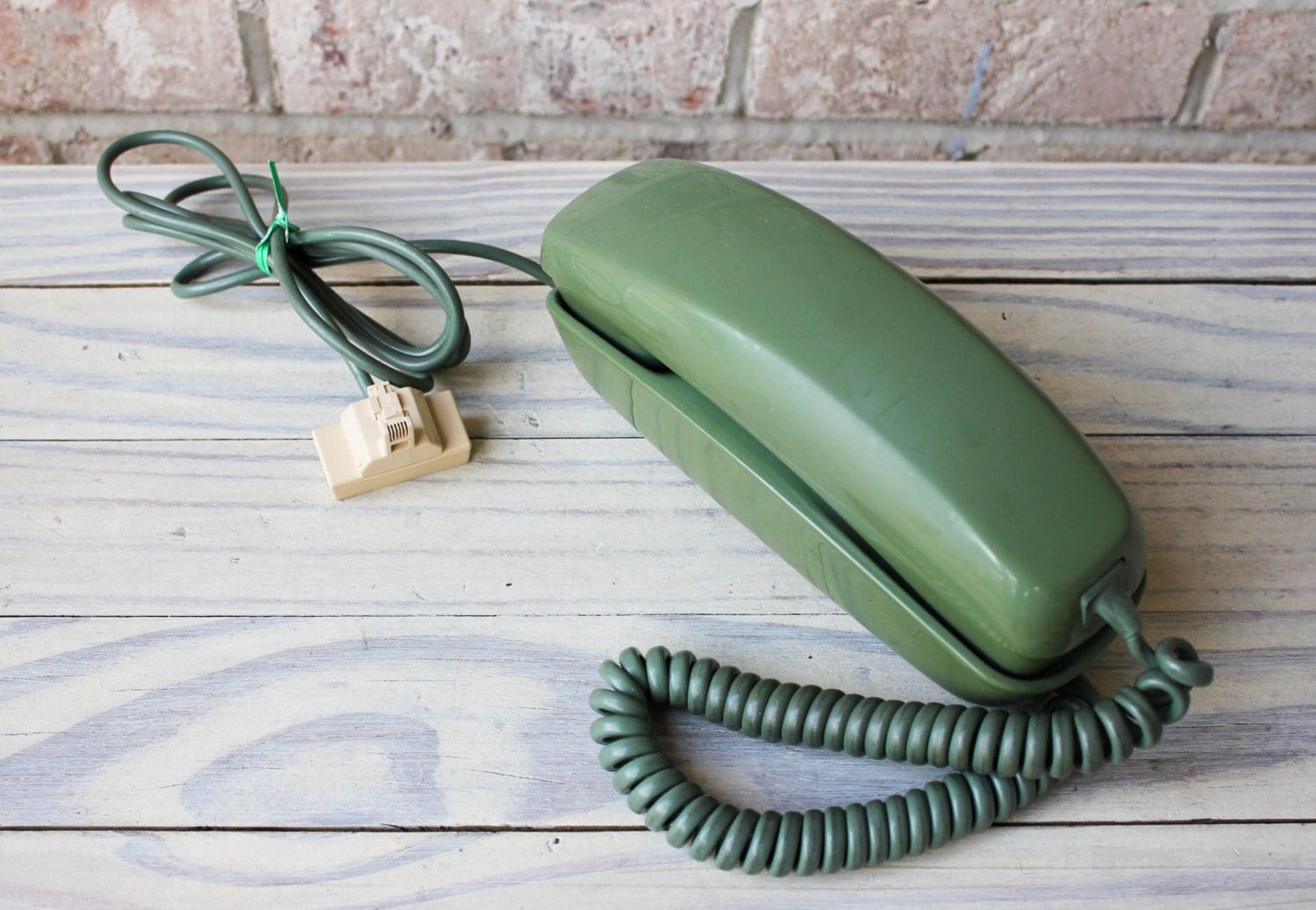 vintage green telephone TRIMLINE phone by carouselandfolk on Etsy