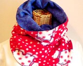 Items similar to Fleece Neck Warmer, Polar Bear Winter Fleece Flannel ...