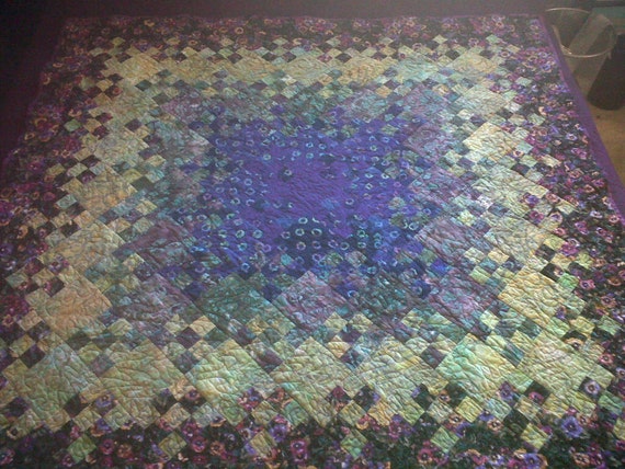 Items similar to Blooming 9 Patch Throw Quilt on Etsy
