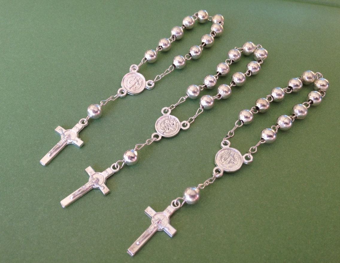 Baptism favors 15 pc mini rosaries silver plated metal beads/