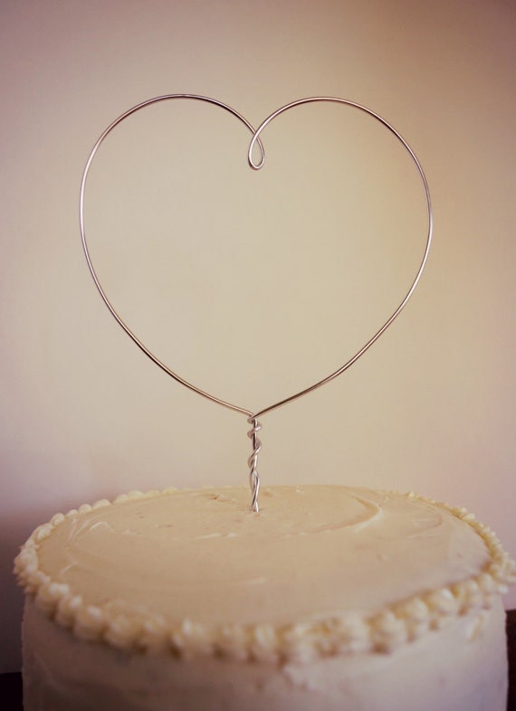Items similar to Wedding Cake Topper - Custom Wire Heart - Personalized ...