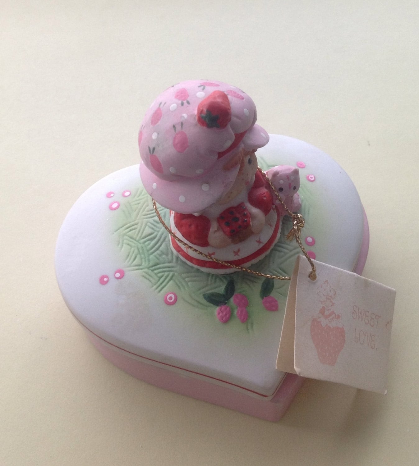 Vintage Strawberry Shortcake Box Ceramic – Haute Juice