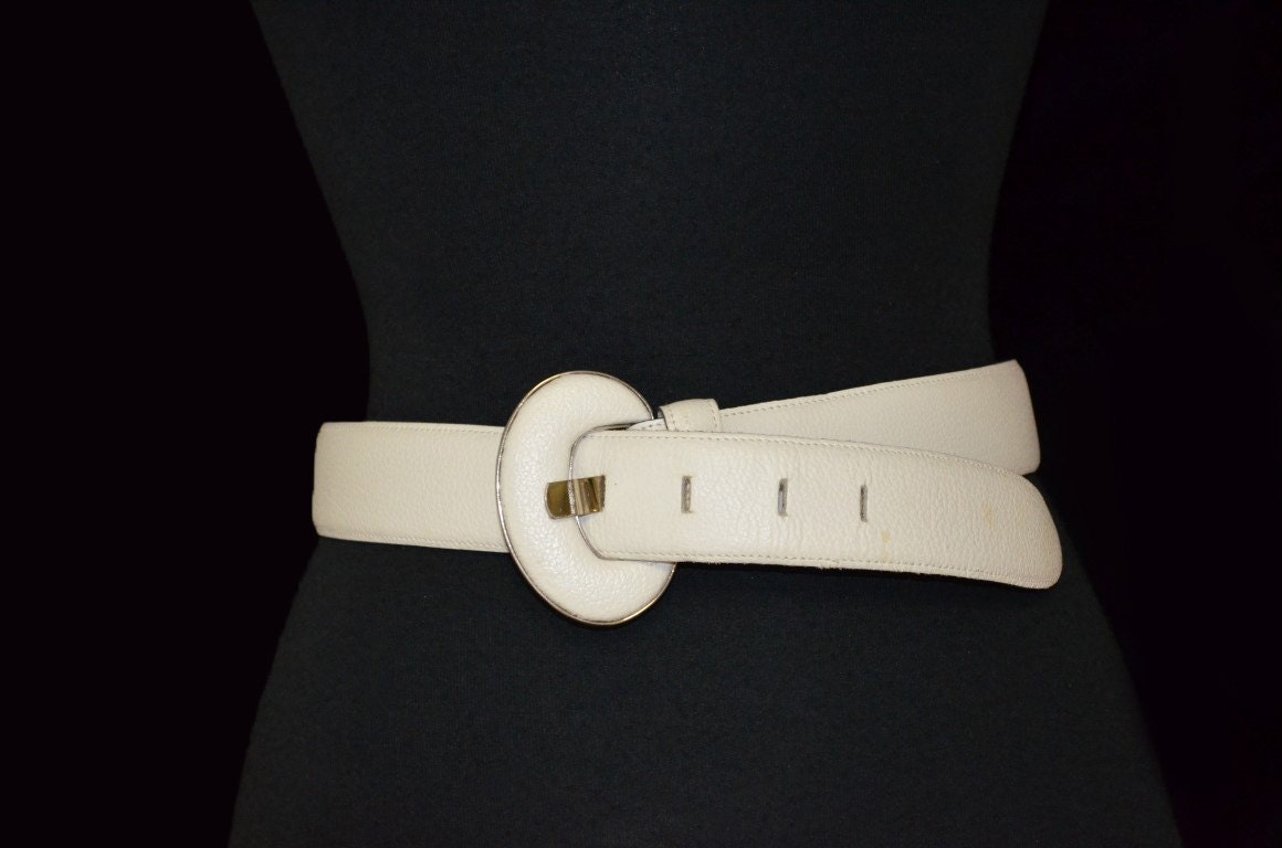 Avignon Classic White Leather Belt. Silver and White Buckle. Cinch Belt ...