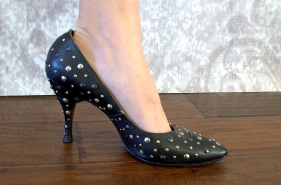 Vintage 1950s Stiletto Heels 50s Black by SassySisterVintage