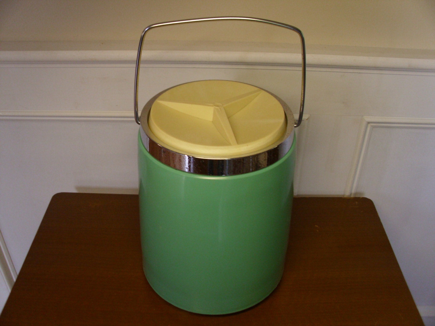 Vintage 1950’s/1960’s Thermos/Ice Bucket – Haute Juice