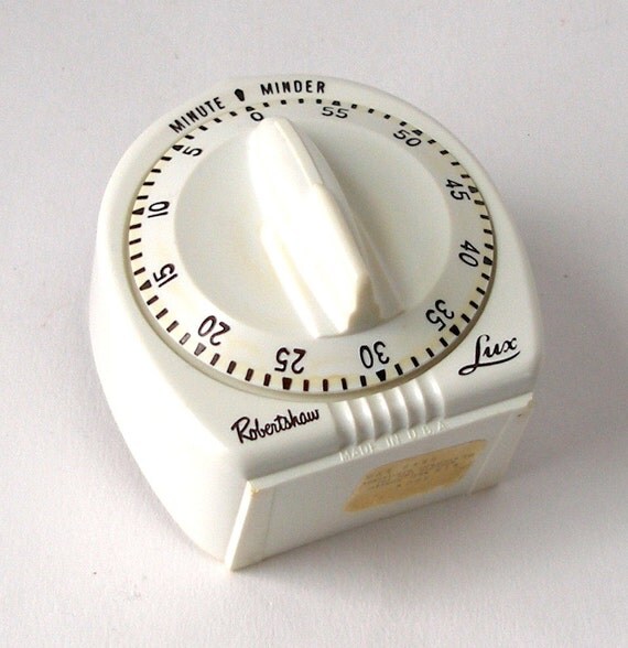 Vtg Robert Shaw Lux Minute Minder Timer White No. by FultonLane