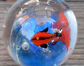 Popular items for art glass fish on Etsy
