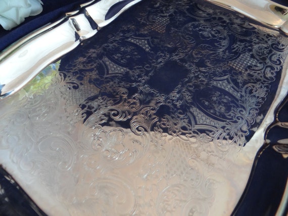 Gorgeous Oneida Silverplate Three Section Divided Tray with