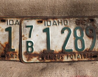 Popular items for rusty yard art on Etsy