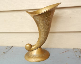 Cornucopia vase | Etsy