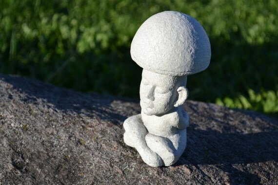 Mayan mushroom stone replica