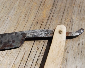 Vintage Bone Handle Straight Razor, Sheffield