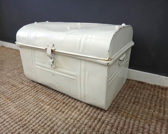 Popular items for vintage metal trunk on Etsy