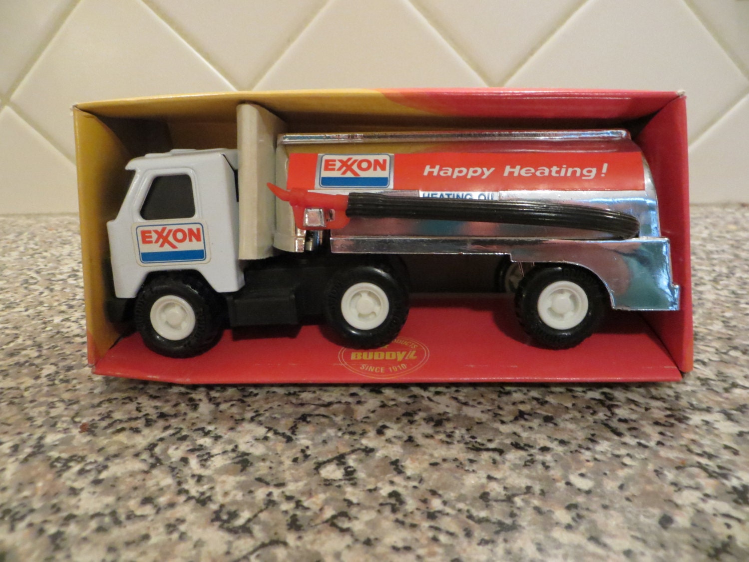 BUDDY L Semi-truck In Original Box. Exxon Gas Truck Steel