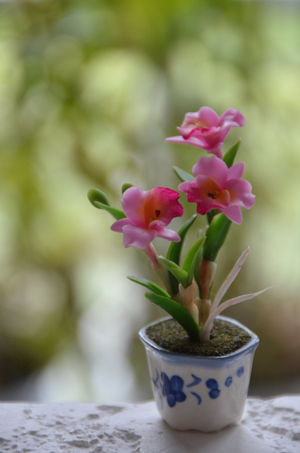 Handcrafted Small Pink Dendrobium Orchid Dollhouse miniature