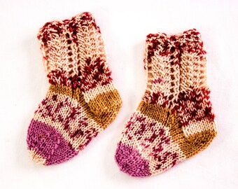 KNITTING PATTERN Baby Socks Easy Baby Socks Tube by heaventoseven