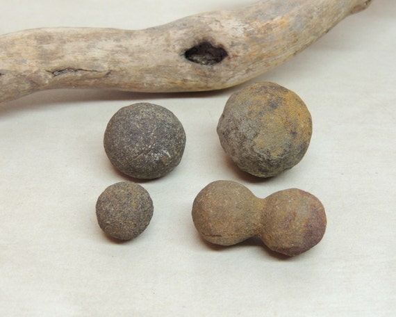4 Ironstone Concretion Clusters Moqui Marbles / Indian