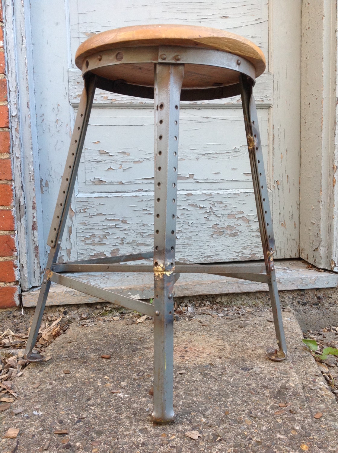 1950’s Vintage Angle Steel Shop Machinist Industrial Stool – Haute Juice