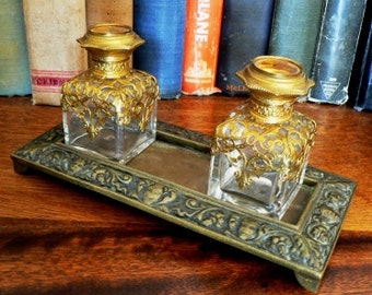 vintage inkwells ... ANTIQUE INKWELL ESTERBROOK by Inktiques