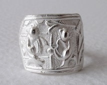 Unique repousse ring related items | Etsy