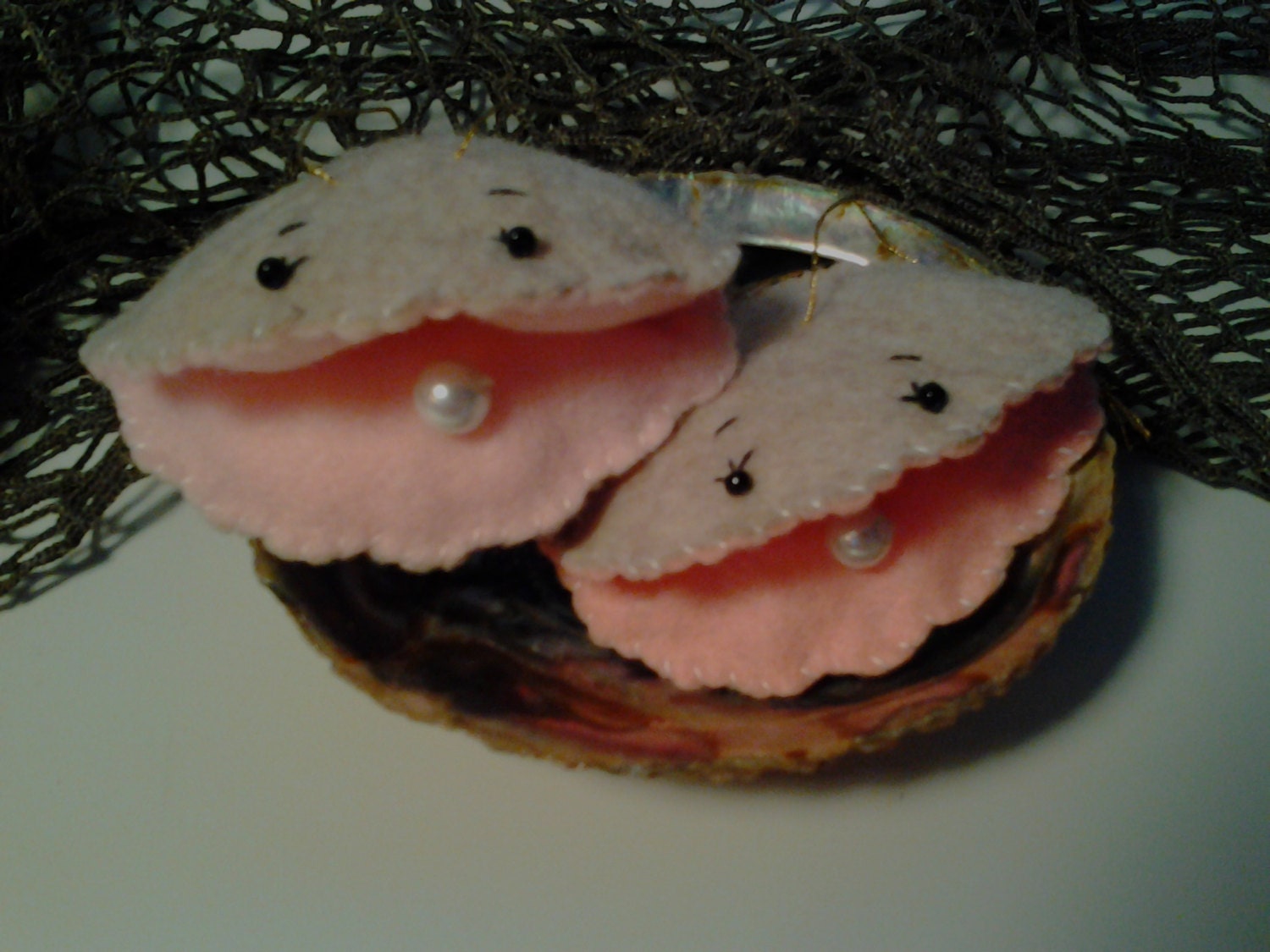 Glam Clam Felt Oyster with Pearl Ornament by EnchantedForestCraft