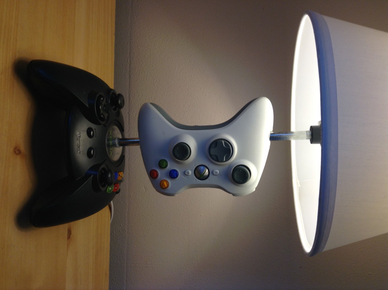 Xbox 360 controller desk lamp sculpture light by Woody6Switch