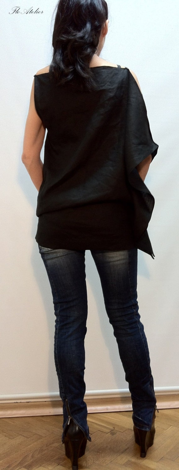 Asymmetrical Tunic-Top/Oversized Black linen by FloAtelier on Etsy
