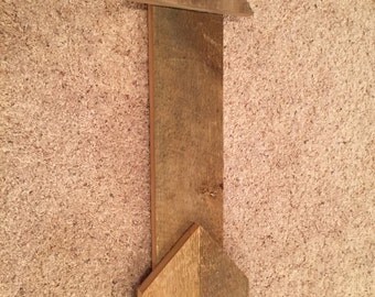 Unique Vintage Rustic Barn Board Arrow