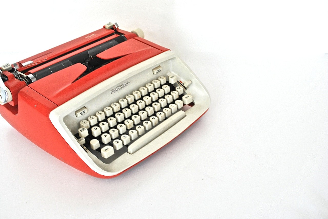 Vintage Royal Typewriter – Red Orange Royal Safari with Portable Case ...