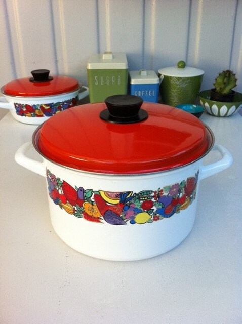 Austrian enamel pot!! Bright, folky, retro Austria Email, dutch oven ...