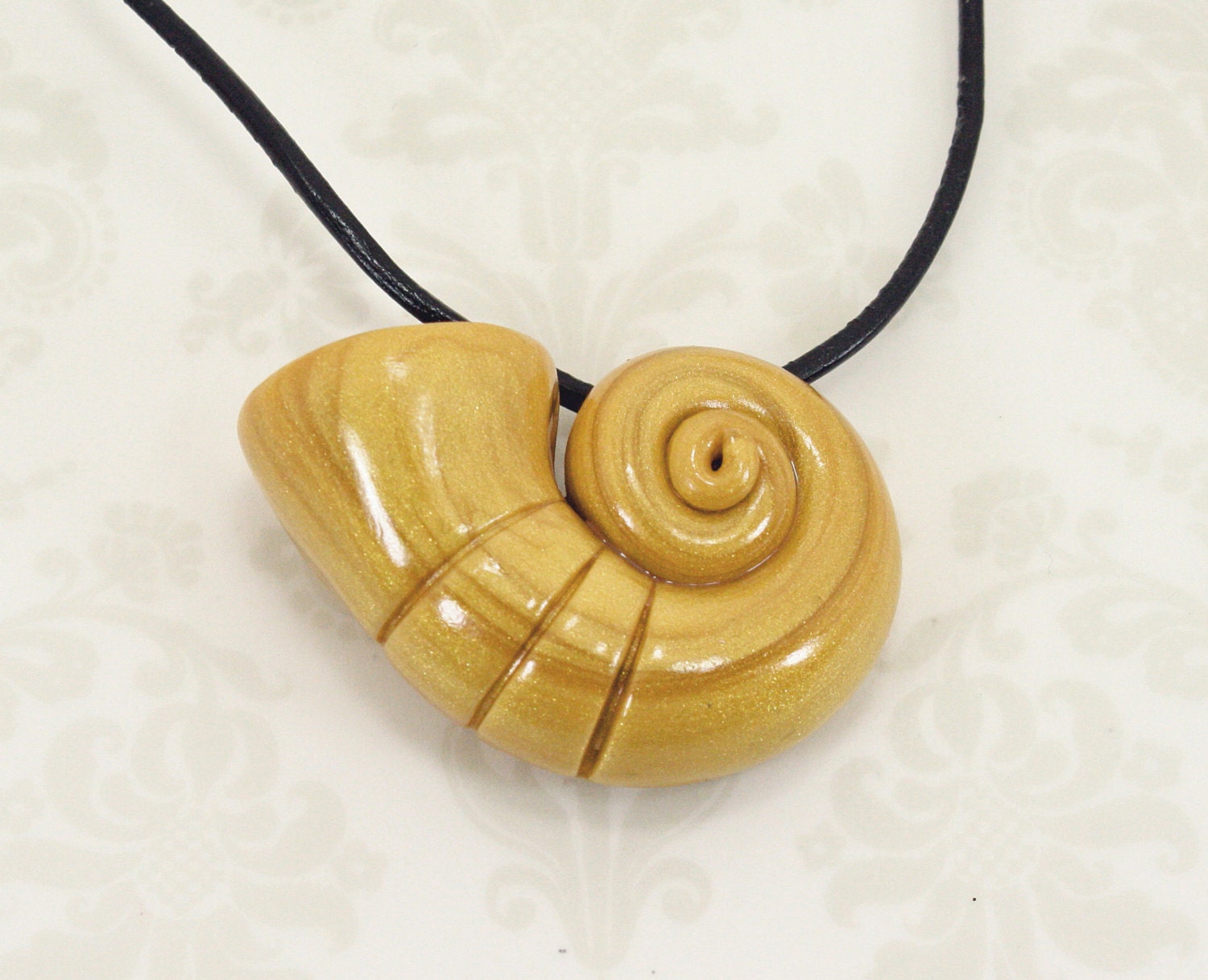 Ursula Sea Witch Gold Sea Shell Necklace GK Replica Once