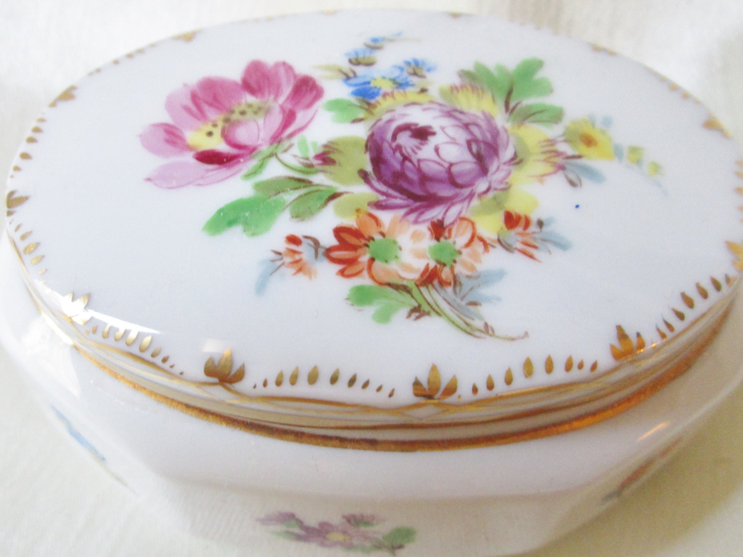 1920s German Porcelain Trinket Box,Hand Painted Floral Motif, Gold Trim ...