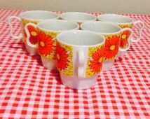 Popular items for daisy mug on Etsy