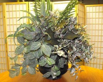 Popular items for greenery arrangement on Etsy