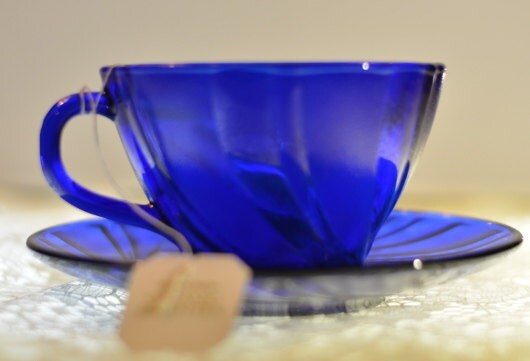 Vintage Cobalt Blue French Duralex Tea Cups and Saucers Set – Haute Juice