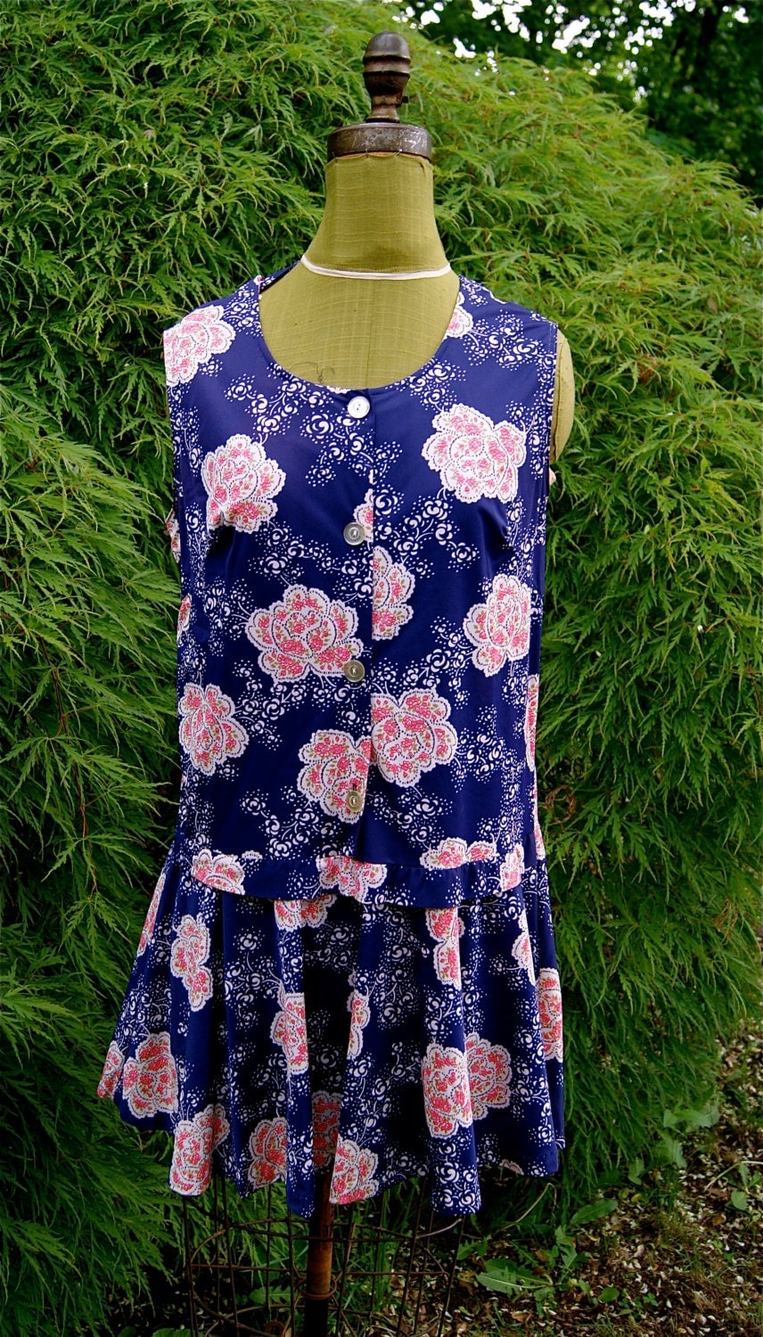 1970s Sizzler Mini Dress with Shorts Drop by EndlessTreasuresNJ